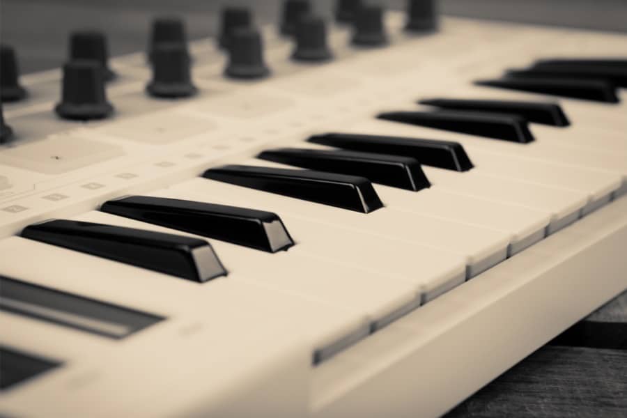 The Ultimate MIDI Controller Buyer s Guide 2022 My New Microphone